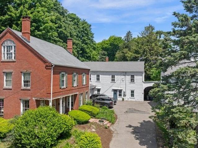 14 Poplar St, Danvers, MA 01923