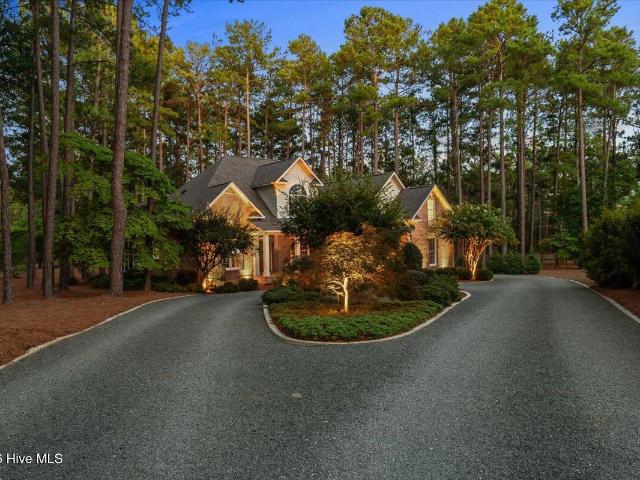 14 Rathlin Court