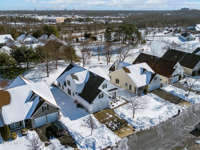 14 Redwood Drive