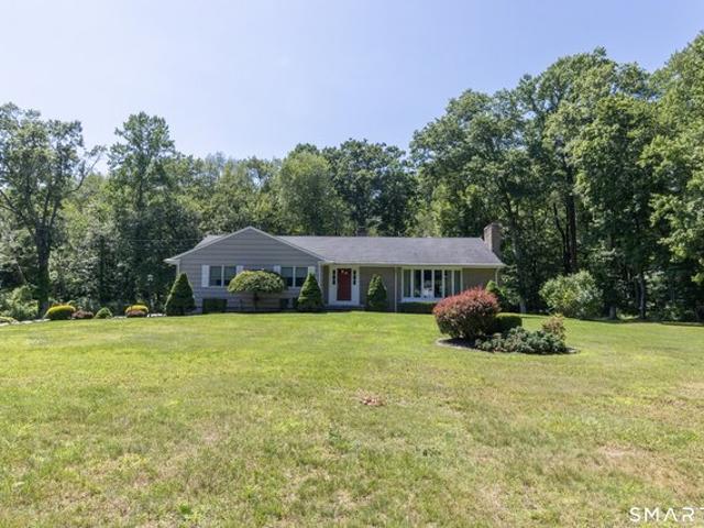 14 Rice Rd, Woodbridge, CT 06525