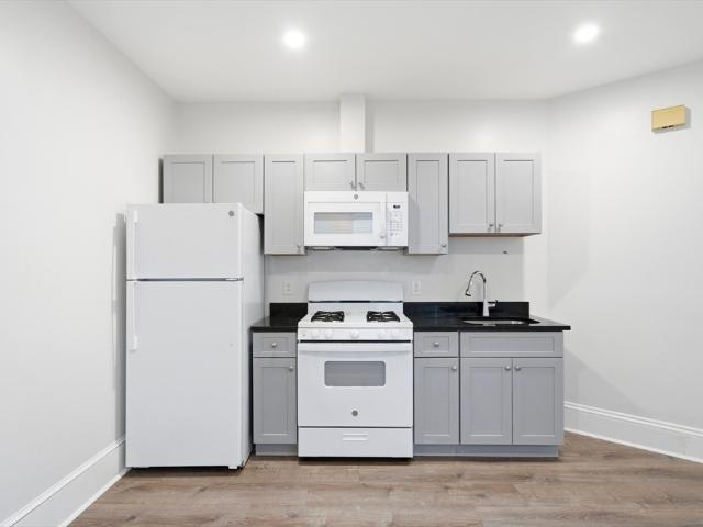 14 Ripley St, Unit 1R, Malden, MA 02148 | MLS #73471 | Compass
