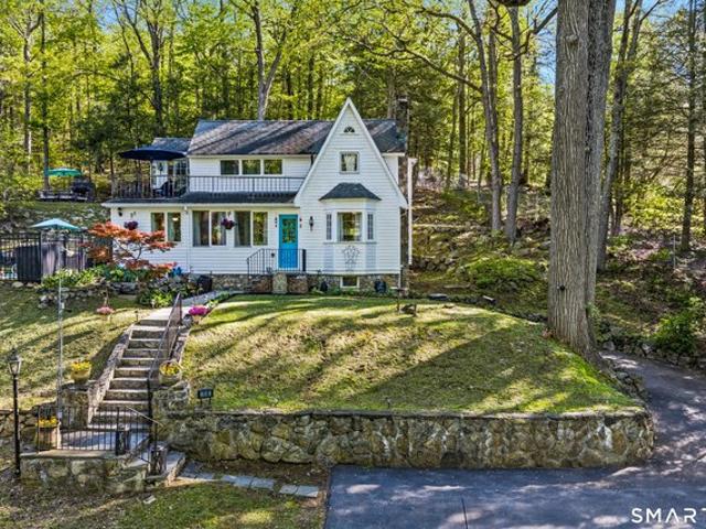 14 Rocky Hill Rd, New Fairfield, CT 06812