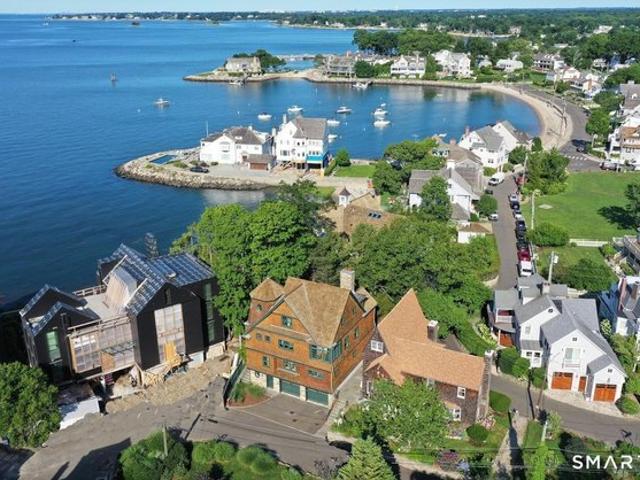 14 Rocky Point Rd, Norwalk, CT 06853