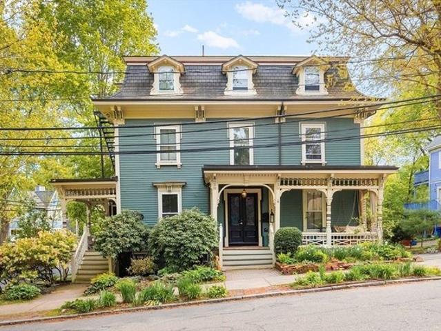 14 Russell St Unit 3, Arlington, MA 02474