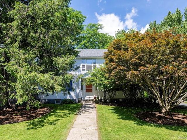 14 S Maple Ave, Millerton, NY 12546