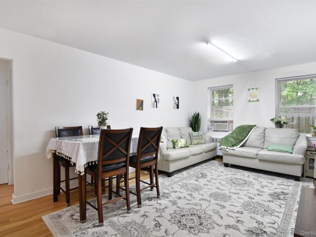 14 S Broadway 11 1A
