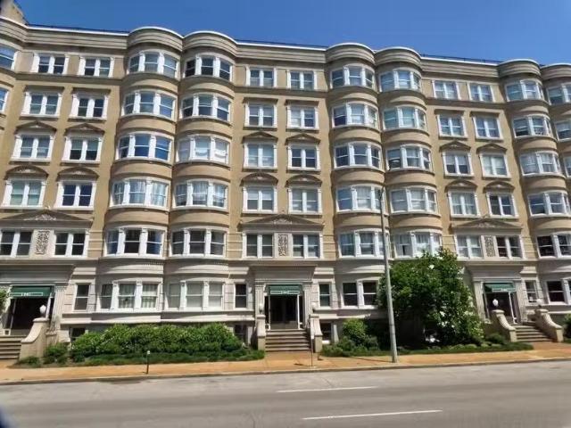 14 S Kingshighway Blvd #4BS 7, Saint Louis, MO 63108 MLS 2.