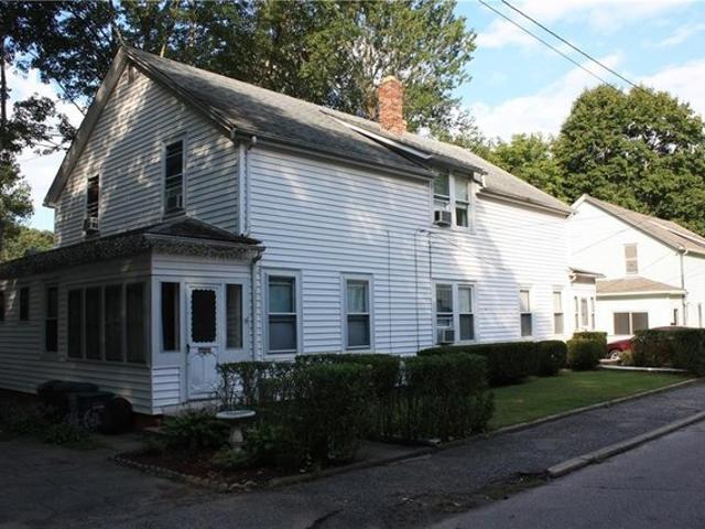 14 S Larchmont Ave, North Providence, RI 02911