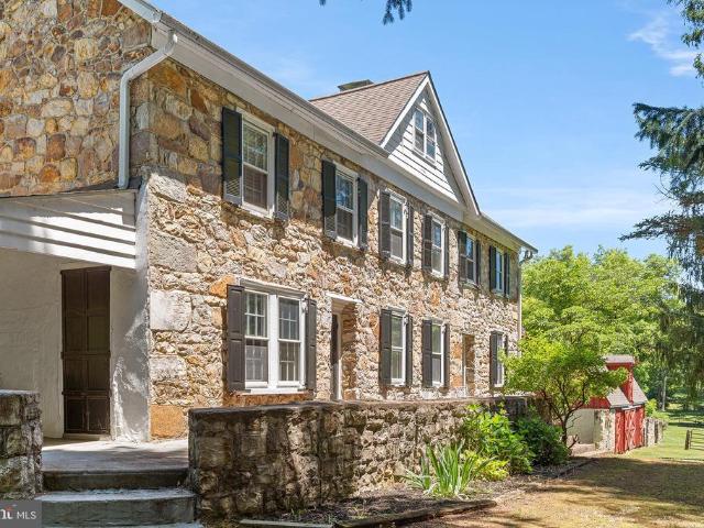 14 Salem Way