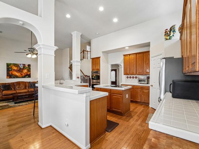 14 Serene Creek Place
