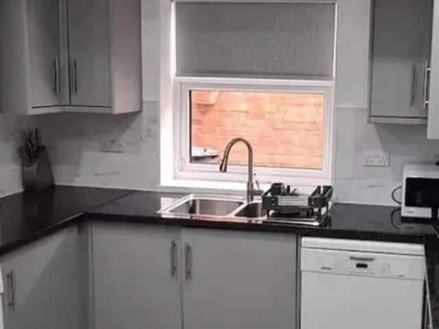 14 Southbourne Street | Studio house for rent #168050642 | Rentberry