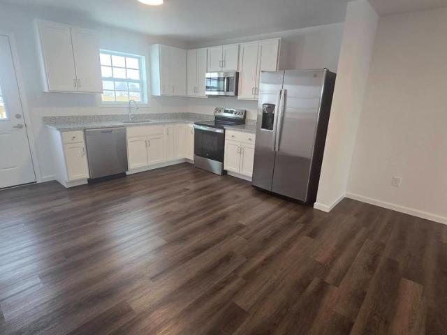 14 Snowdrop Court