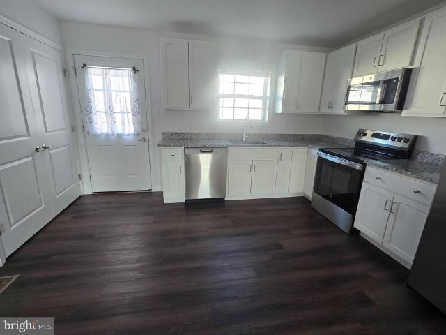 14 Snowdrop Court