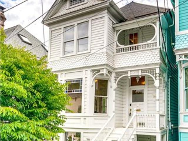 14 SW Whitaker St, Portland, OR 97239