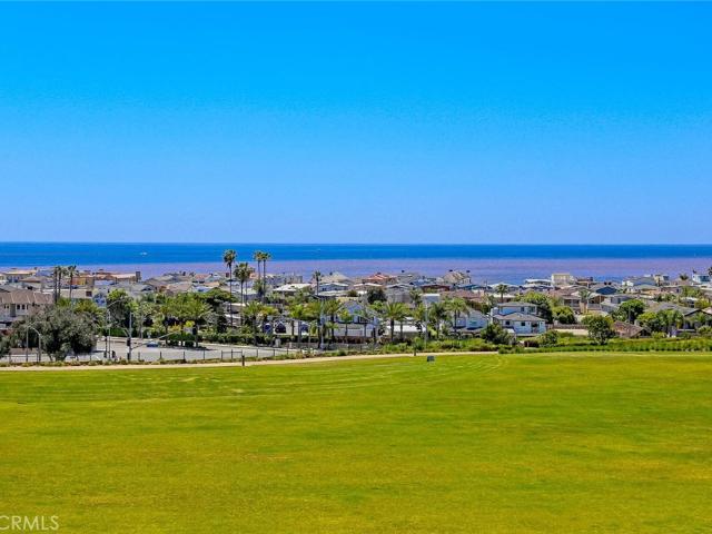 14 Swift Ct, Unit 204, Newport Beach, CA 92663 | MLS #NP26091