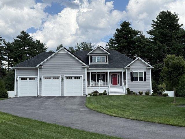 14 Stone Ridge Dr, Seekonk, MA 02771
