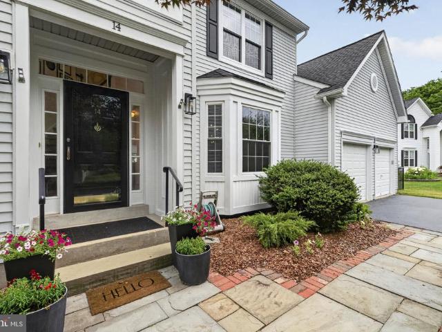 14 Stonehedge Drive