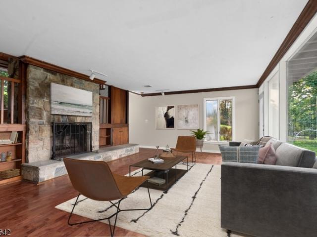 14 Stoney Hill Rd