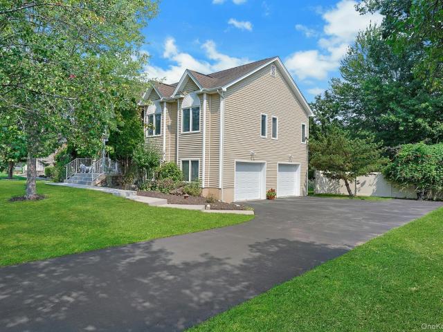 14 Stern Place
