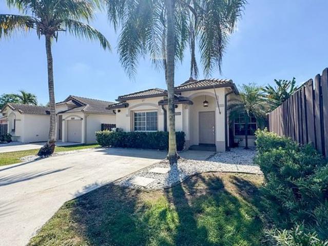 15044 SW 142nd Ter, Miami, FL 33196