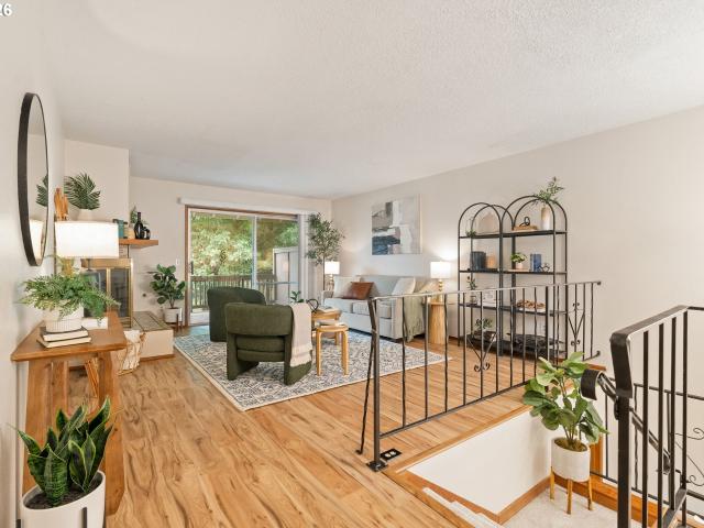 15045 ne rose pkwy