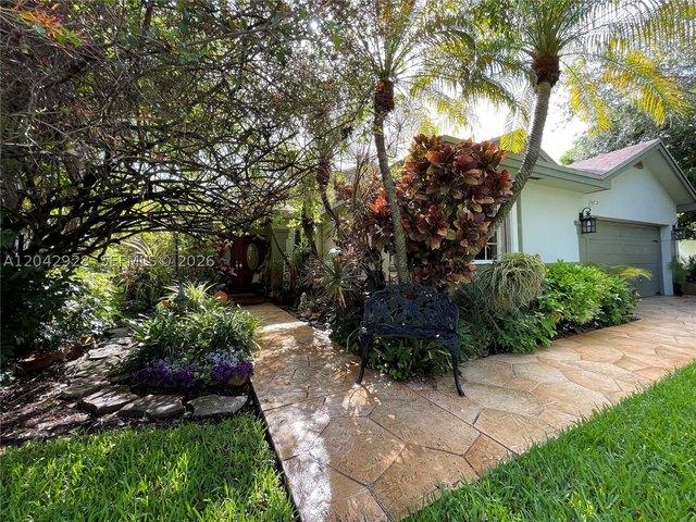 15045 SW 138th Pl, Miami, FL 33186
