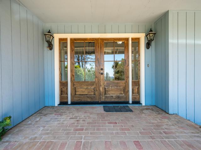 15046 Vista Knolls Drive