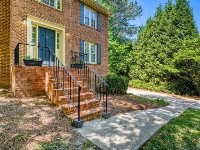 1504 Mill Creek Court SW