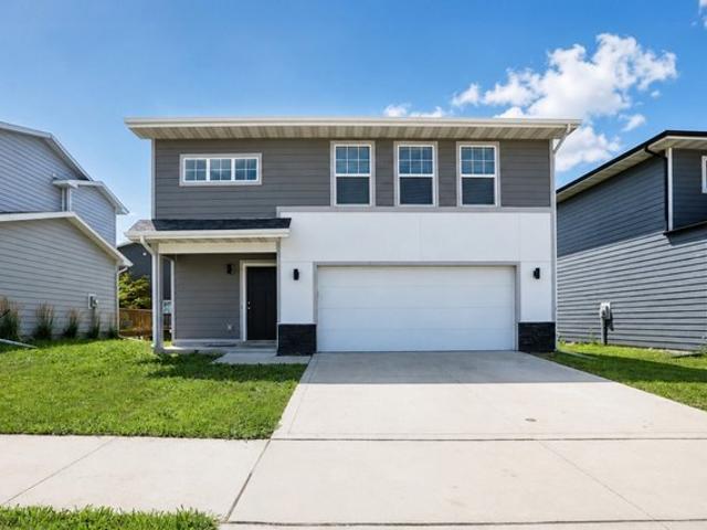 1504 NE Polk Dr, Grimes, IA 50111