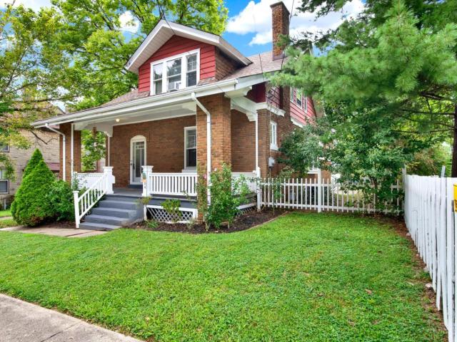 1504 Aster Place