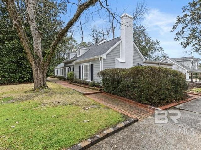 1504 Belleville Ave, Brewton, AL 36426