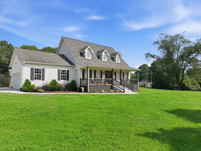 1504 Bradshaw Dr