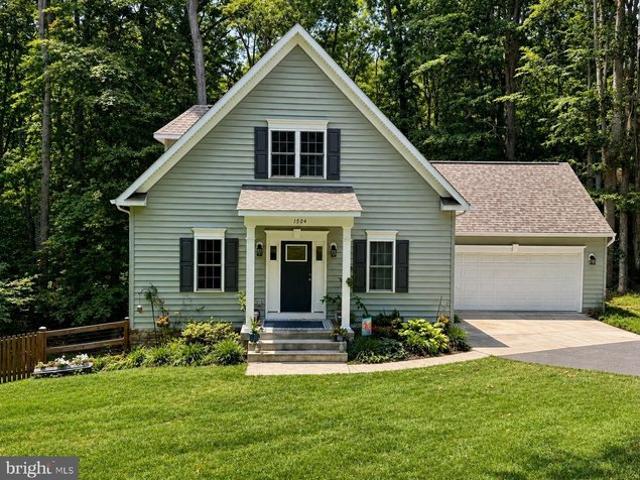 1504 Candlewood St, Fredericksburg, VA 22407