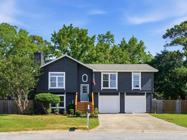 1504 Canton Square