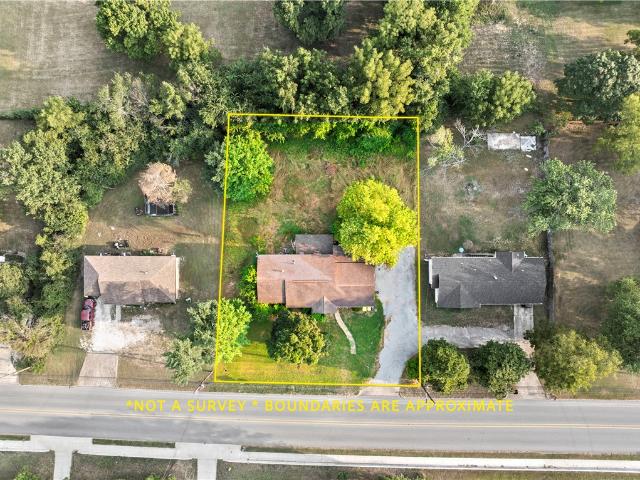 1504 Capps Road