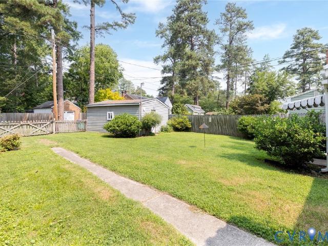 1504 Cedar Lane