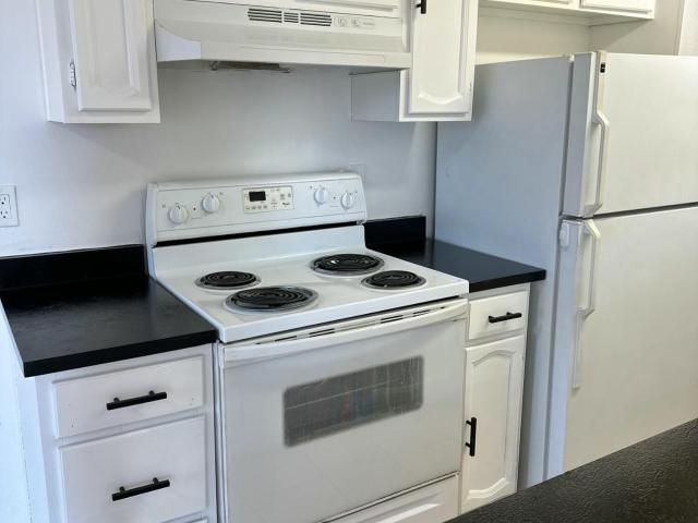 1504 E Indianola Avenue # Apt 2