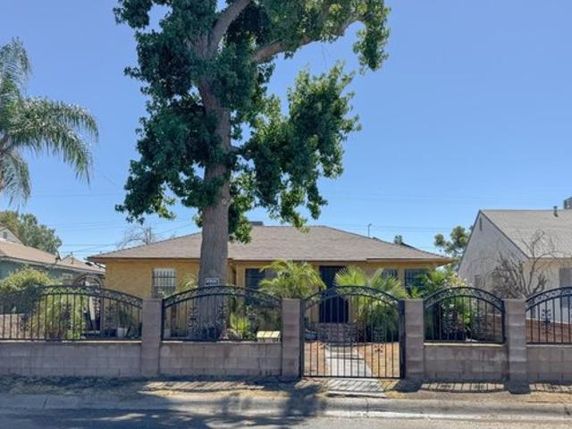 1504 El Toro Dr, Bakersfield, CA 93304
