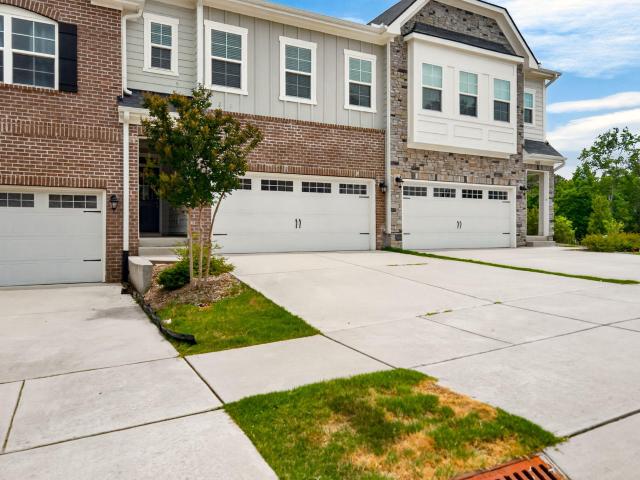 1504 Fairbury Lane