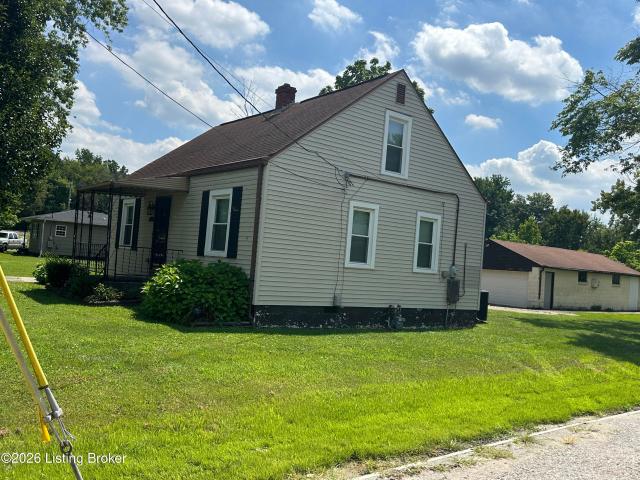 1504 Fairdale Rd
