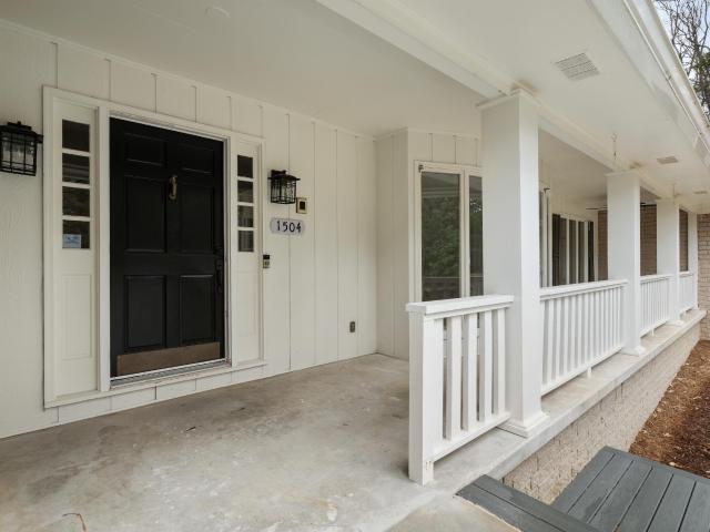 1504 Homestead Road