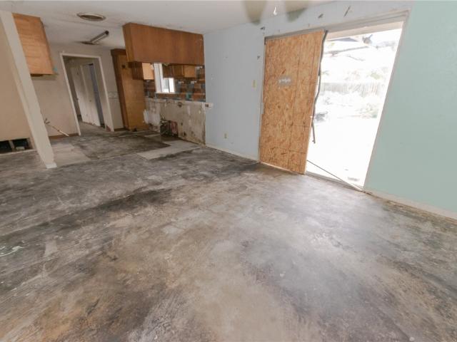 1504 Kenwood Drive