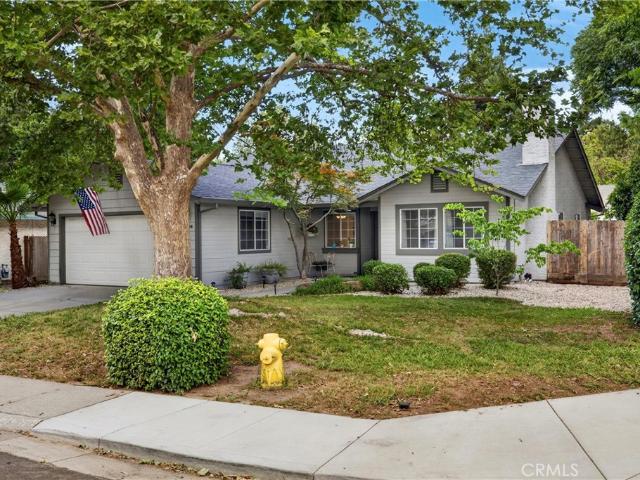 1504 La Linda Lane