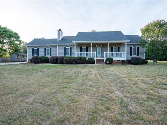 1504 Rankin Mill Rd, Greensboro, NC 27405