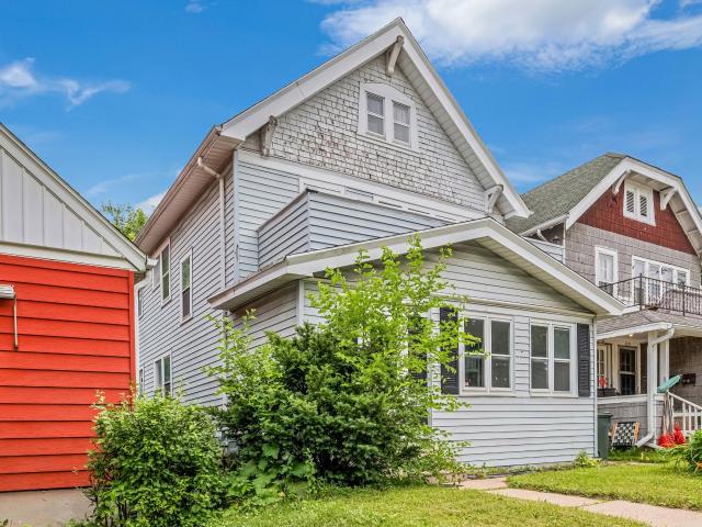 1504 S 81st St, Unit 1506