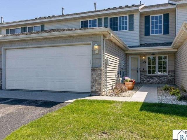 1504 SE Praha St, New Prague, MN 56071
