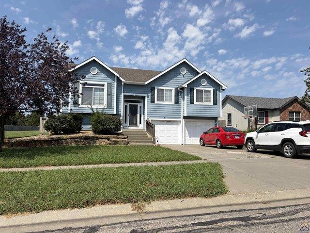 1504 SE 43rd St, Topeka, KS 66609