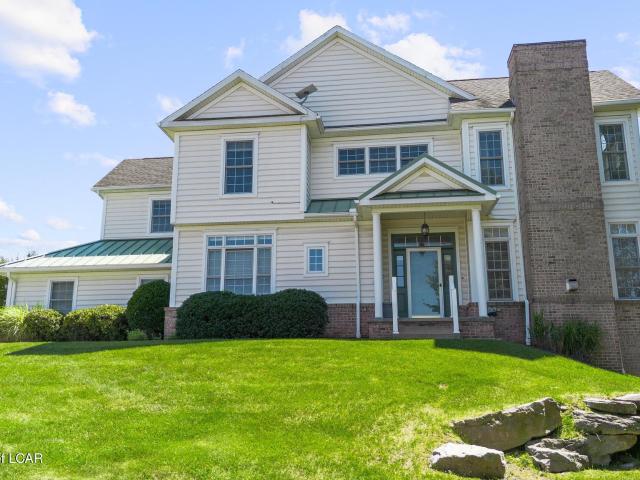 1504 Verne Close