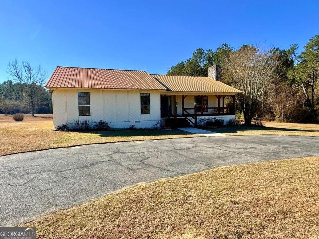 1504 W Golden Road NA