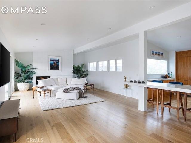 1504 Westcliff Dr 5, Newport Beach, CA